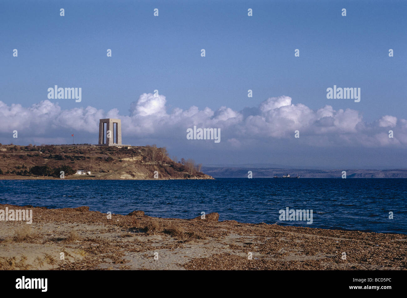 Çanakkale Martyrs Memorial Dardanelles Turkey 680310 008 Stock Photo ...