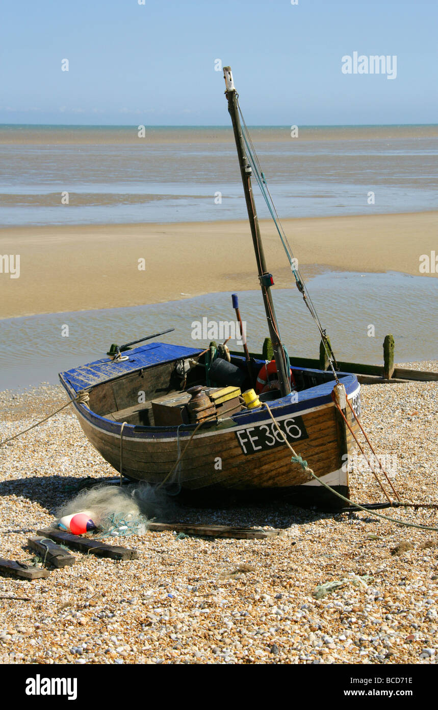 Old Fishing Boat on the Shingle Beach Between Lydd-on-Sea and Dungeness ...