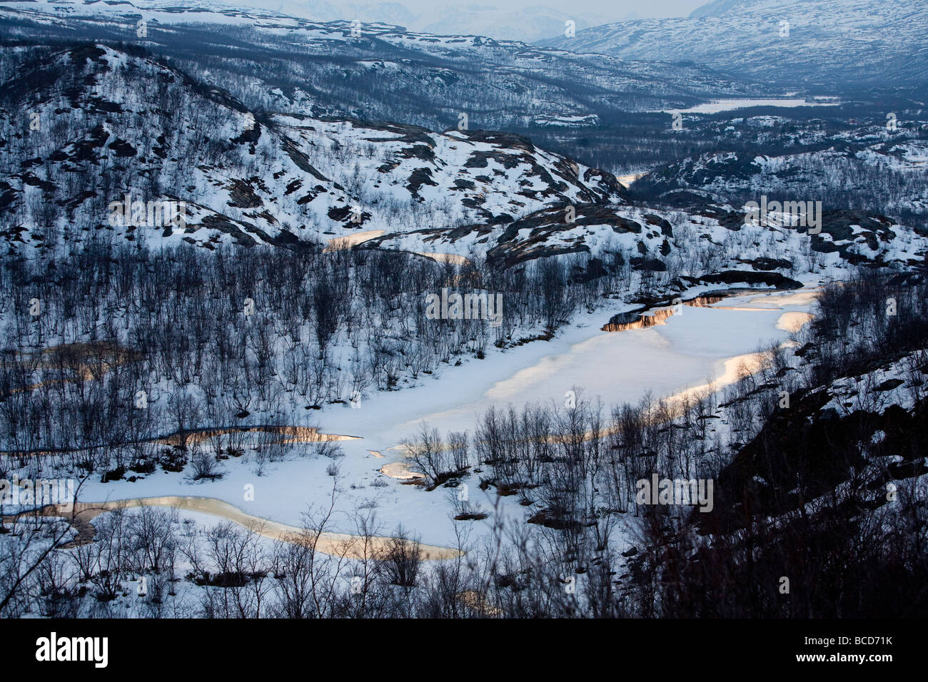 Iced over pool hi-res stock photography and images - Alamy