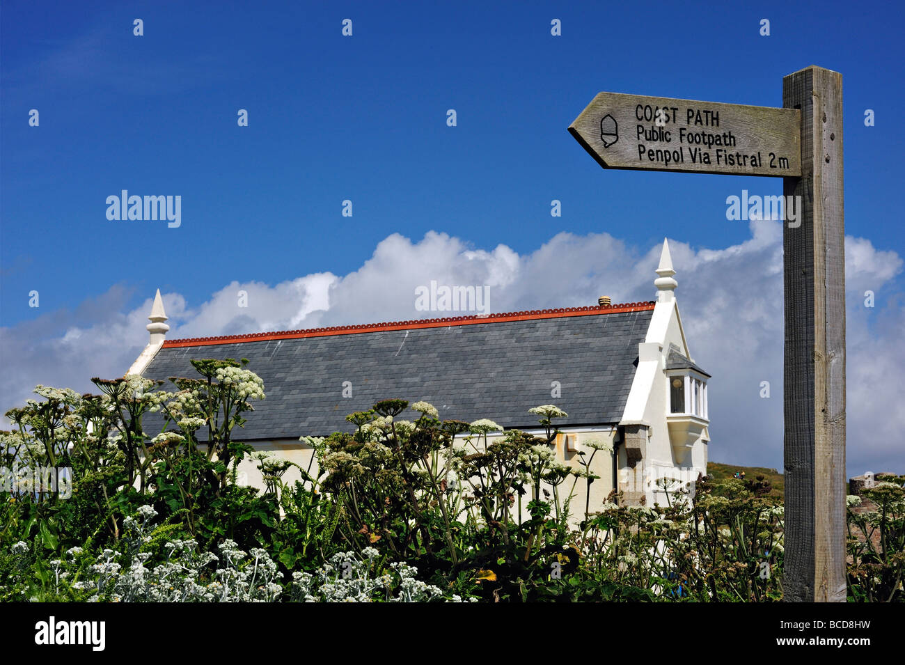 Old rnli lifeboat station hi-res stock photography and images - Alamy
