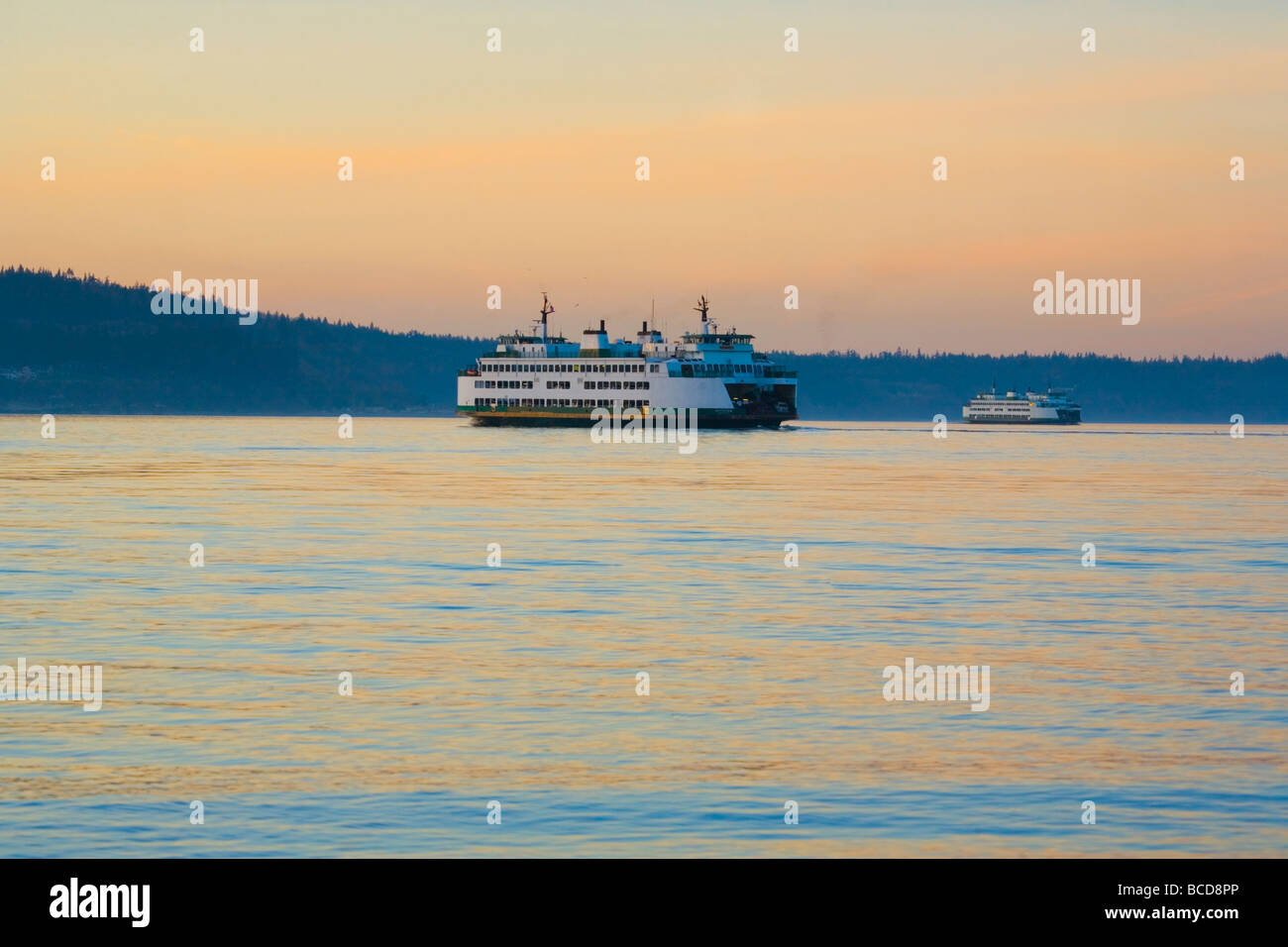 Pink ferry boat hi-res stock photography and images - Alamy
