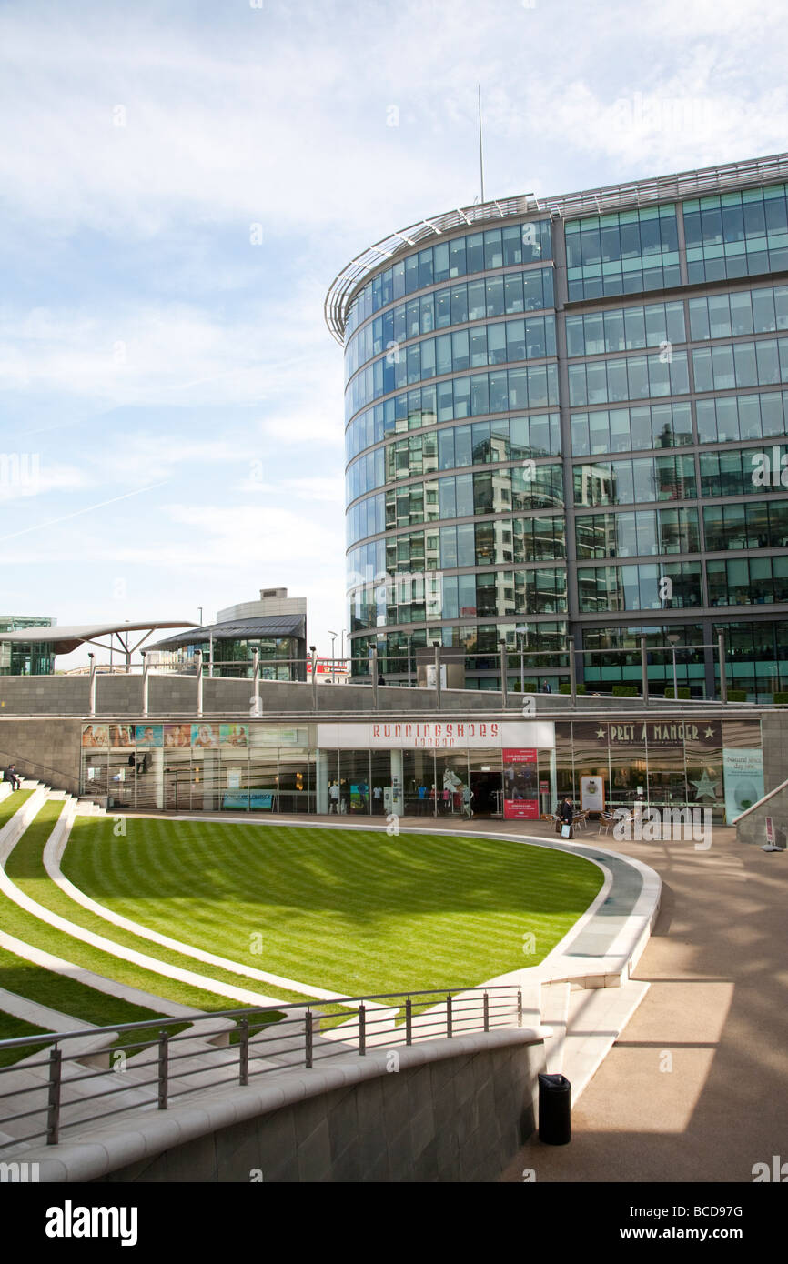 The impressive Sheldon Square development in the Paddington Basin has ...