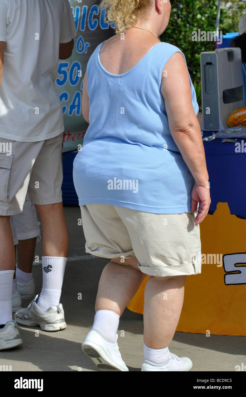 Obese Woman Walking High Resolution Stock Photography and Images - Alamy