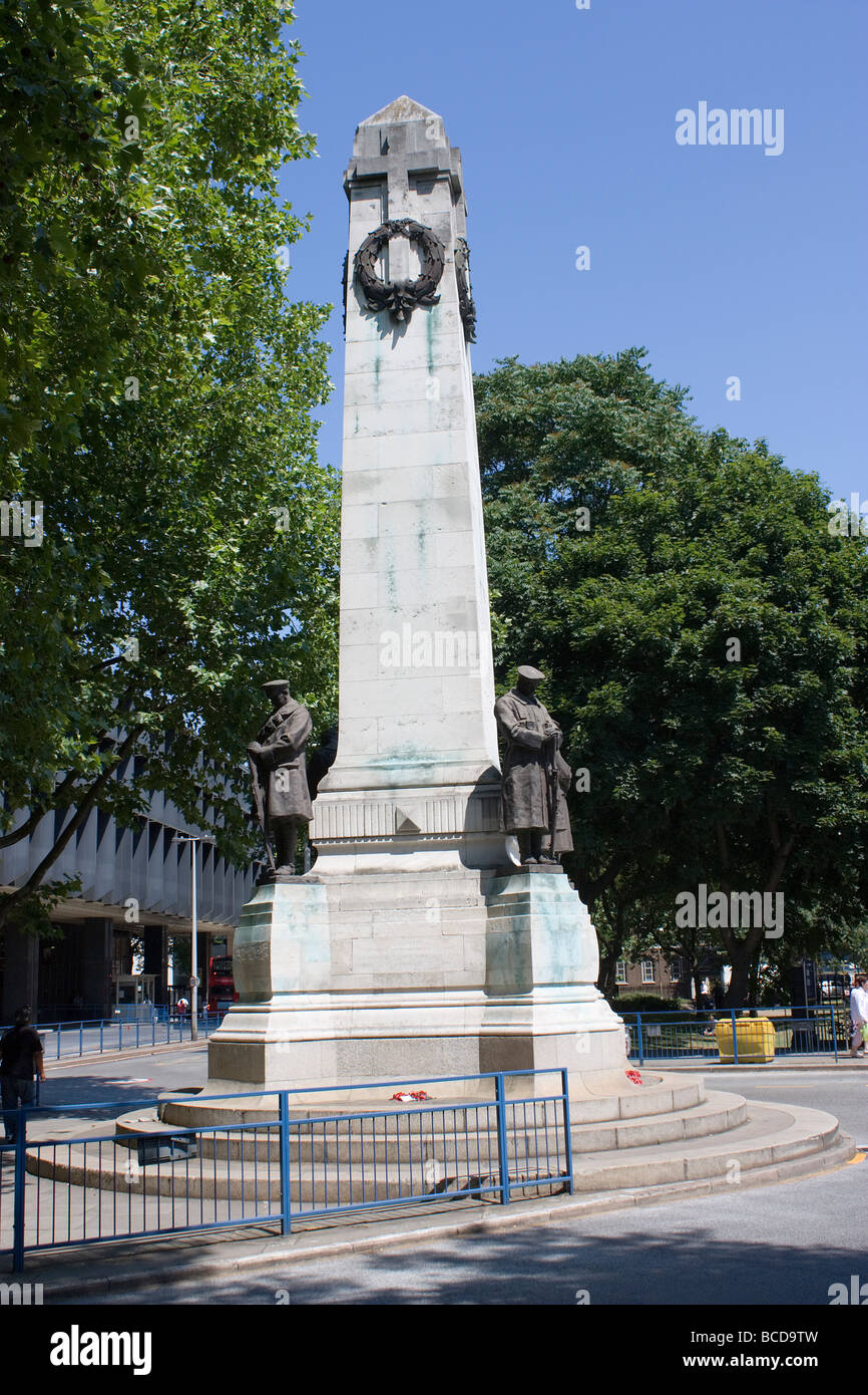 London Midland and Scottish Railway War Memorial outside Euston Station ...