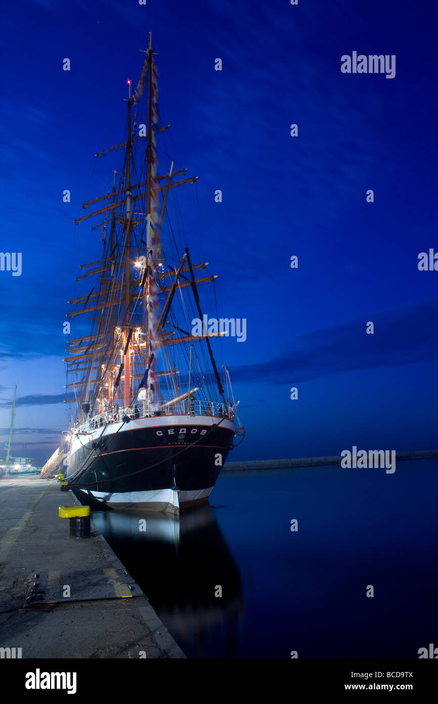 Class a tall ship hi-res stock photography and images - Alamy