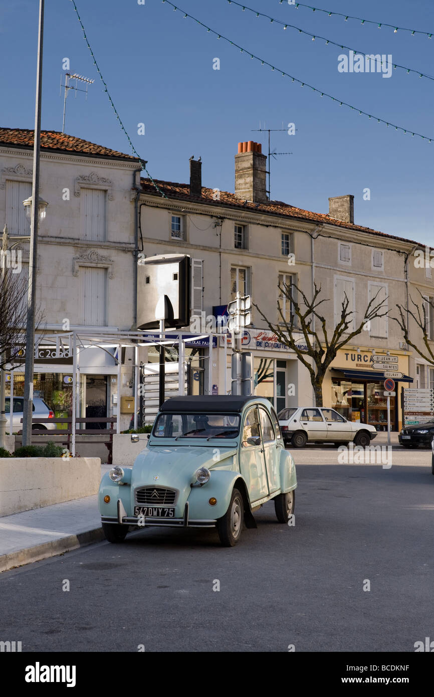 France village car hi-res stock photography and images - Alamy