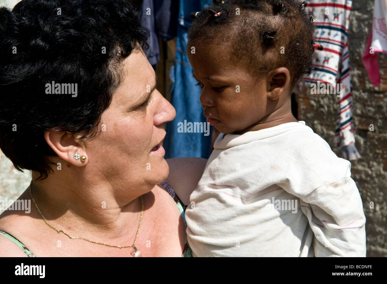Poor brazilian boy hi-res stock photography and images - Alamy
