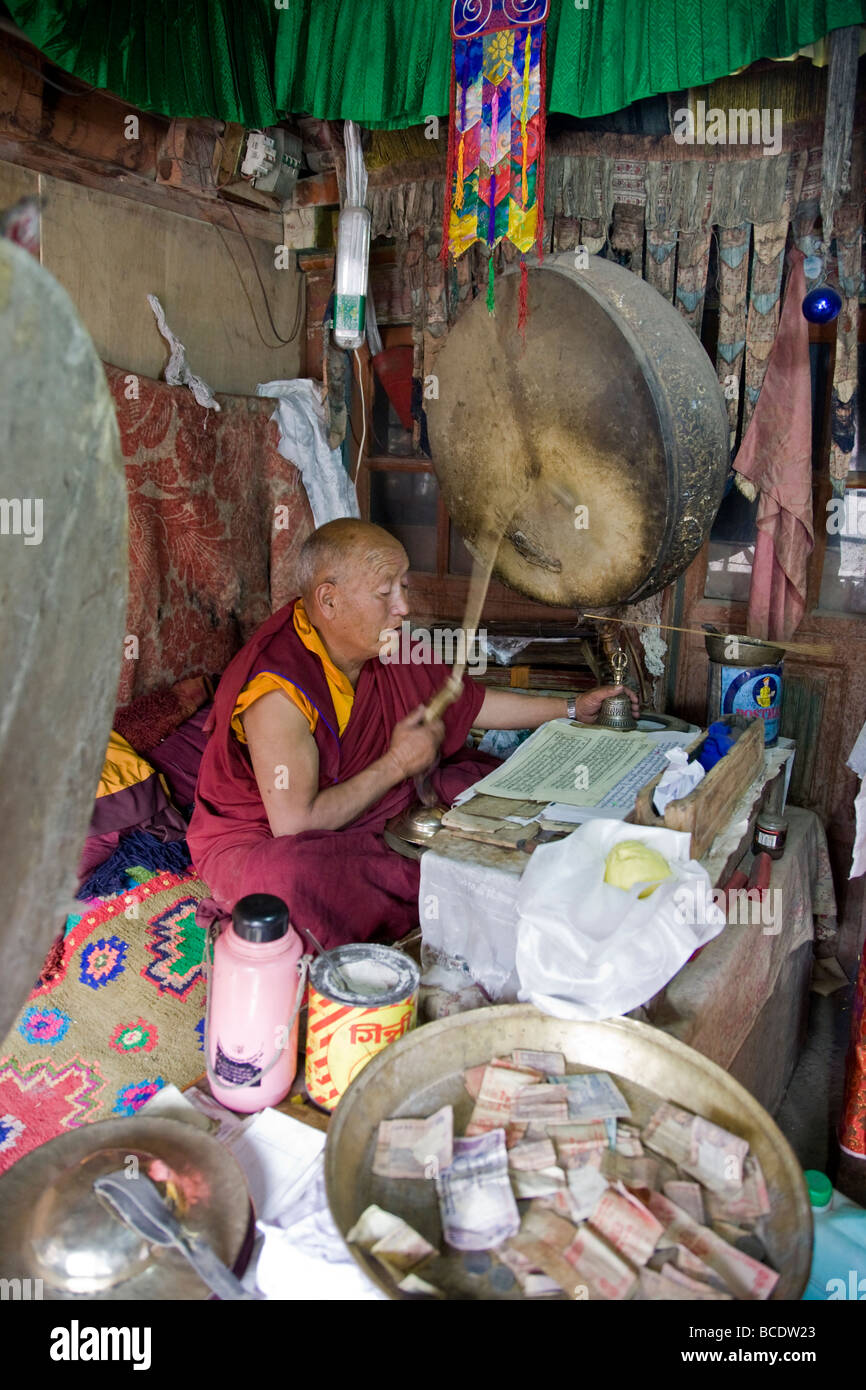 Buddhist chanting hi-res stock photography and images - Alamy
