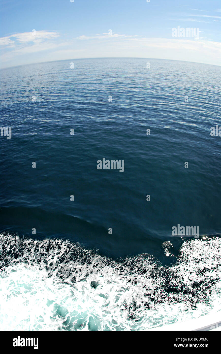 Curved sea hi-res stock photography and images - Alamy