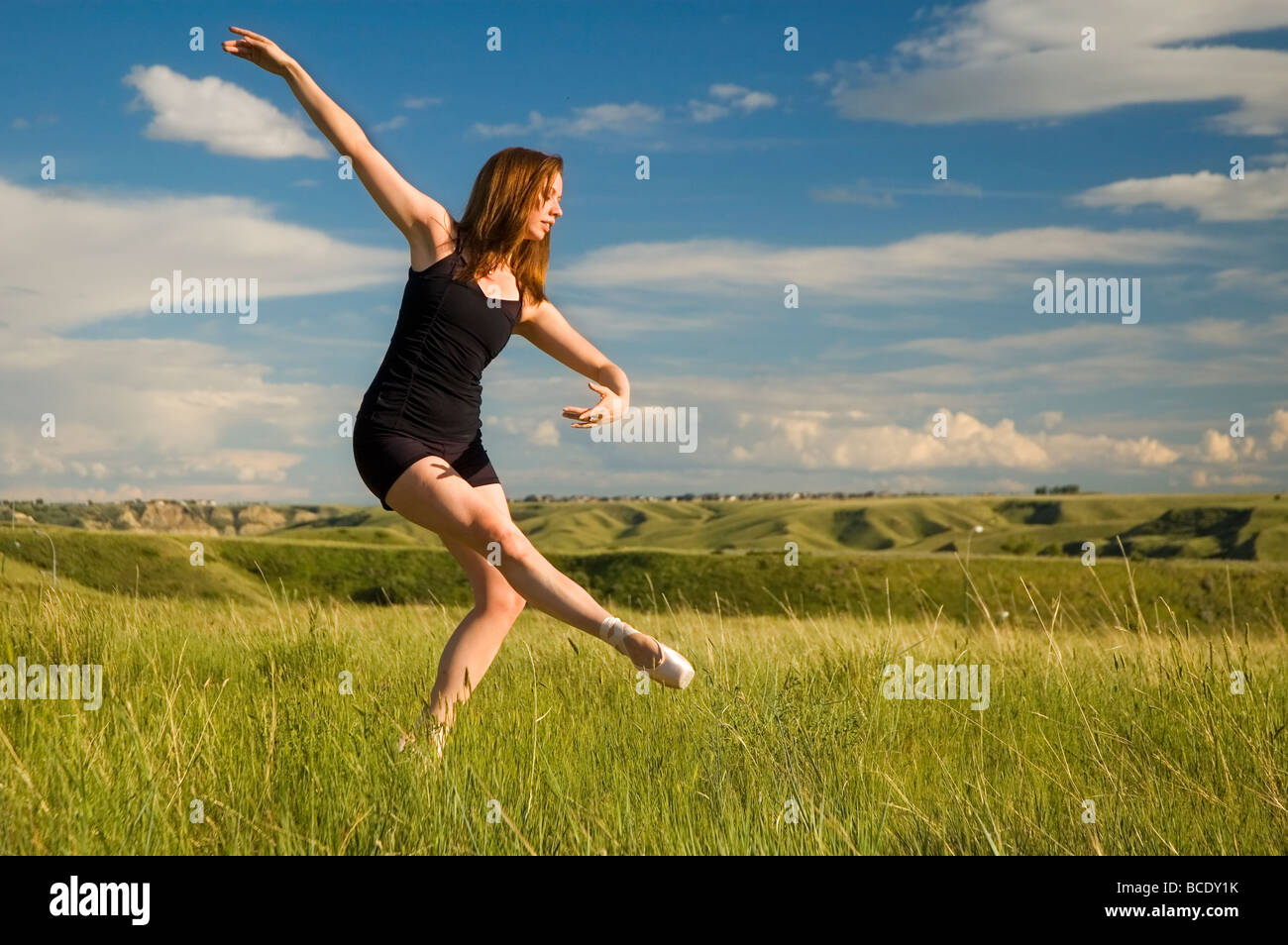 Woman Dancing Outside High Resolution Stock Photography and Images - Alamy