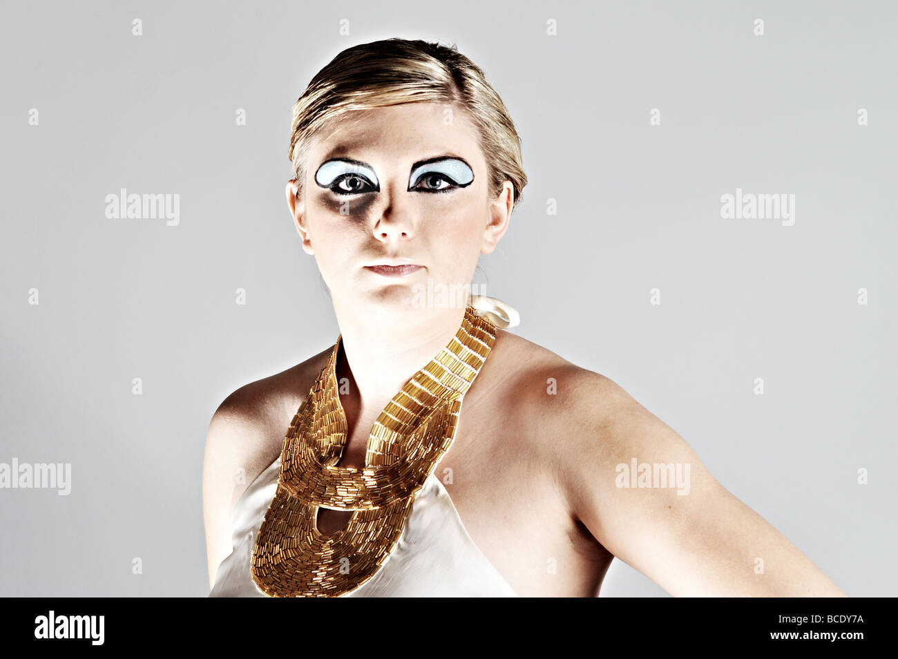 Egyptian model hi-res stock photography and images - Alamy