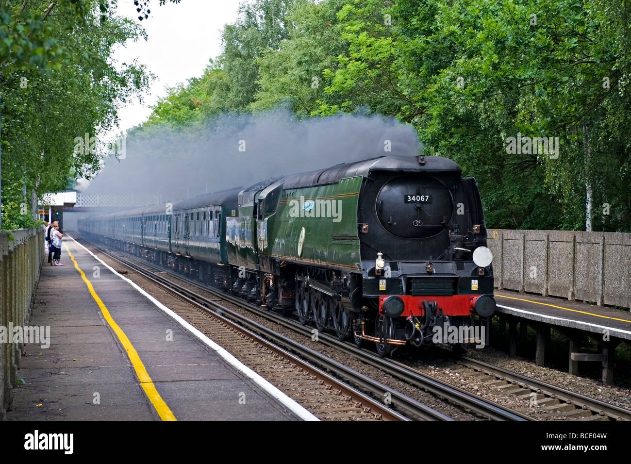 Bulleid Light Pacific 34067 'Tangmere' at speed through Hildenborough ...