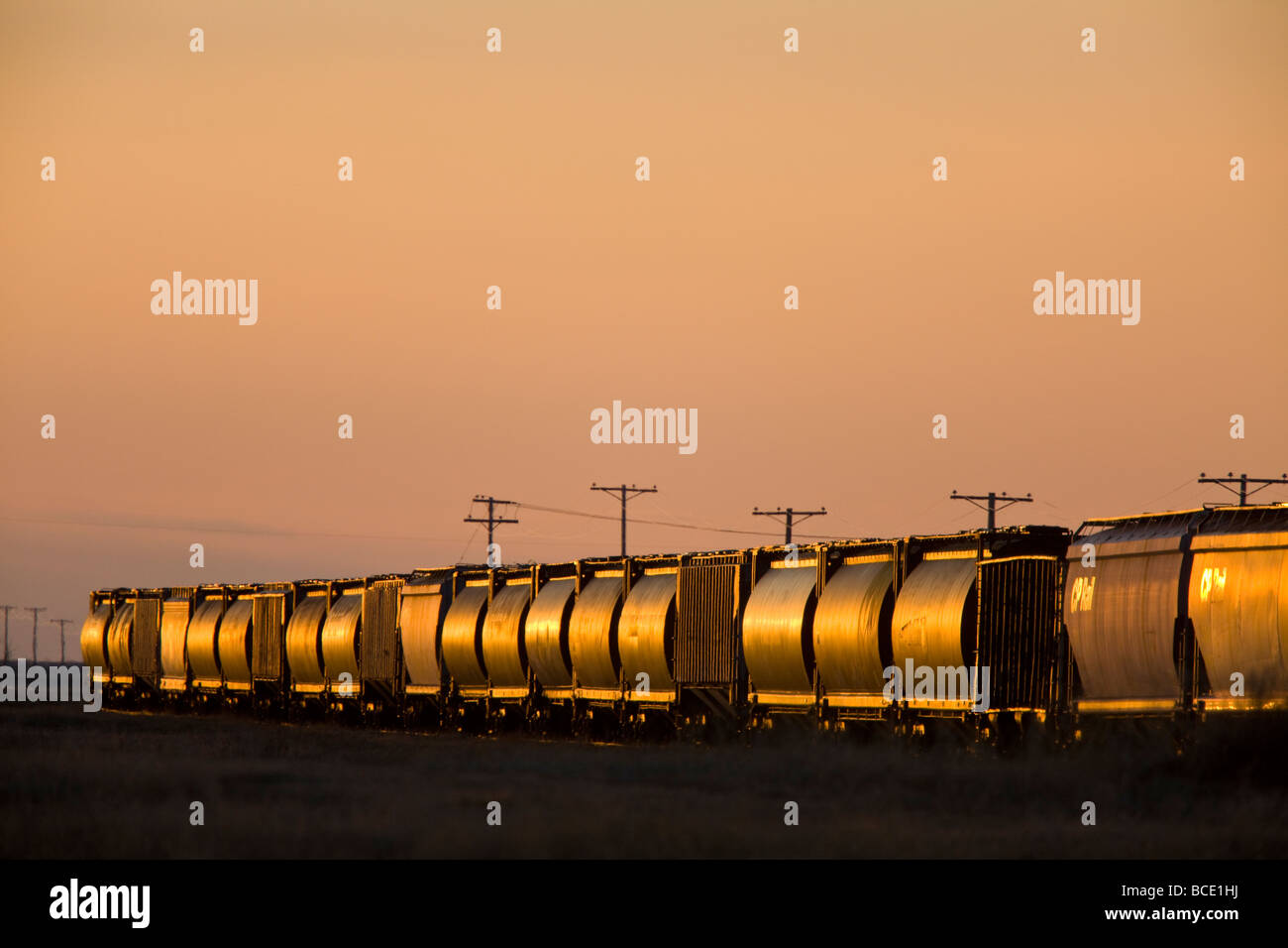 Saskatchewan road car hi-res stock photography and images - Alamy