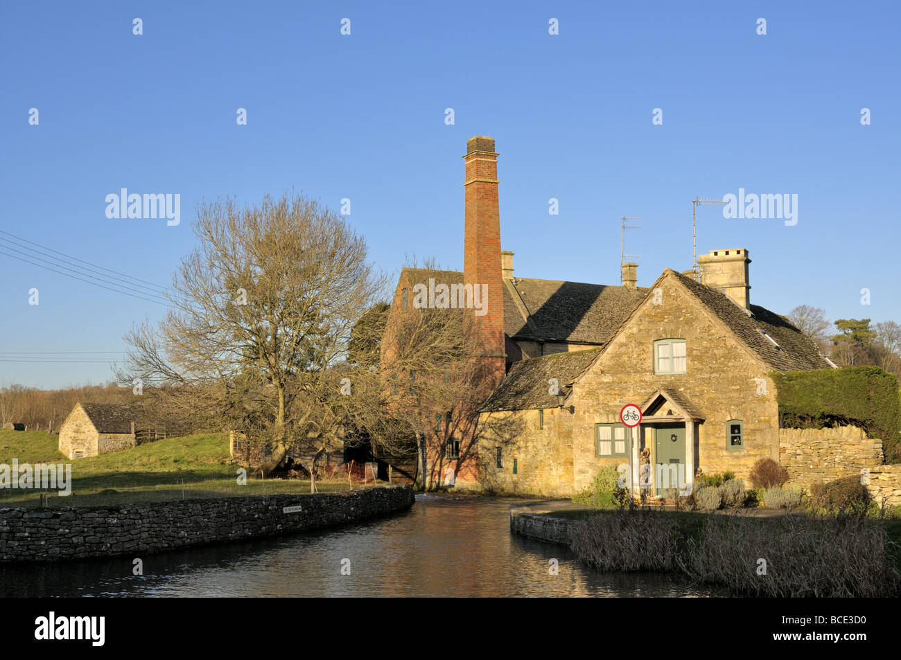 The Old Water Mill, Lower Slaughter, Gloucestershire, England Stock ...