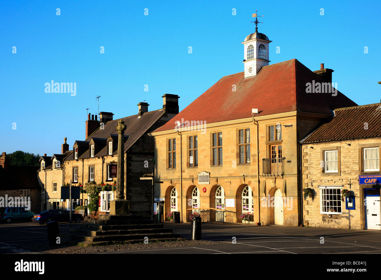 The Old Town Hall building, Market Place Helmsley North Yorkshire Stock ...