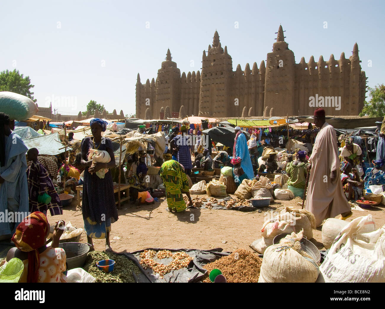 Mali. Sahel. Great mosque of Djenne (XI century) and weekly market ...