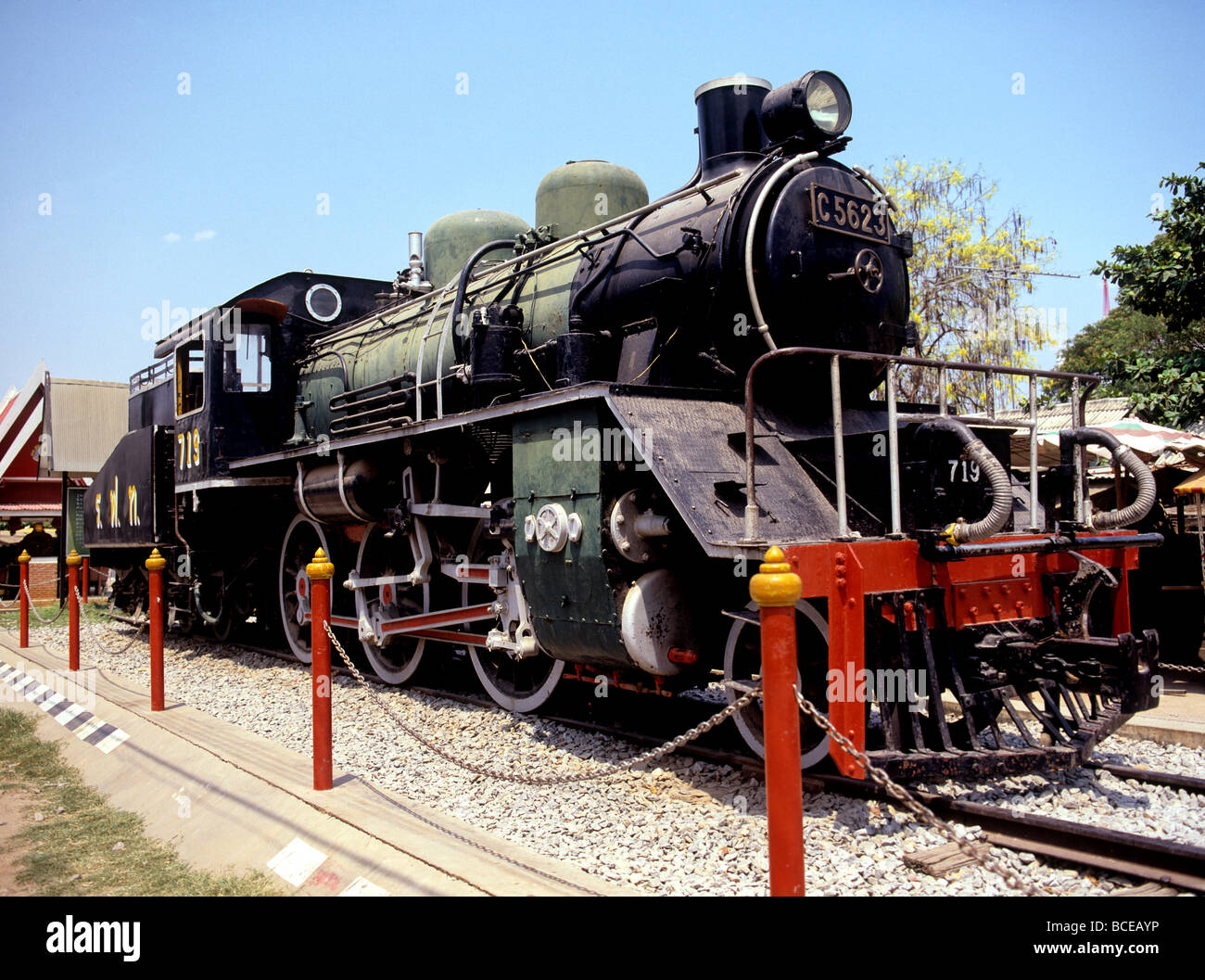 Steam locomotive river bridge hi-res stock photography and images - Alamy