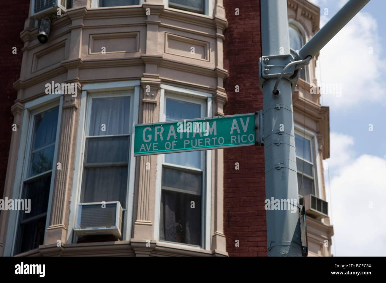 Puerto rican neighborhood nyc hi-res stock photography and images - Alamy