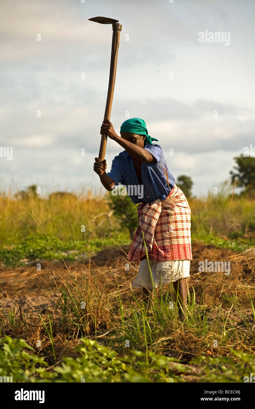 Africa farm hoe hi-res stock photography and images - Alamy
