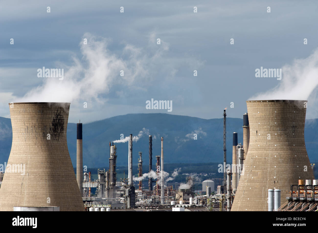 Oil refinery, Scotland Stock Photo - Alamy
