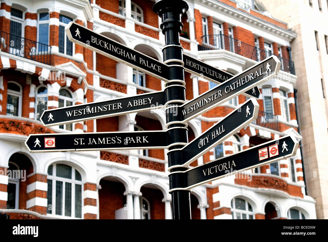 Follow the directions hi-res stock photography and images - Alamy