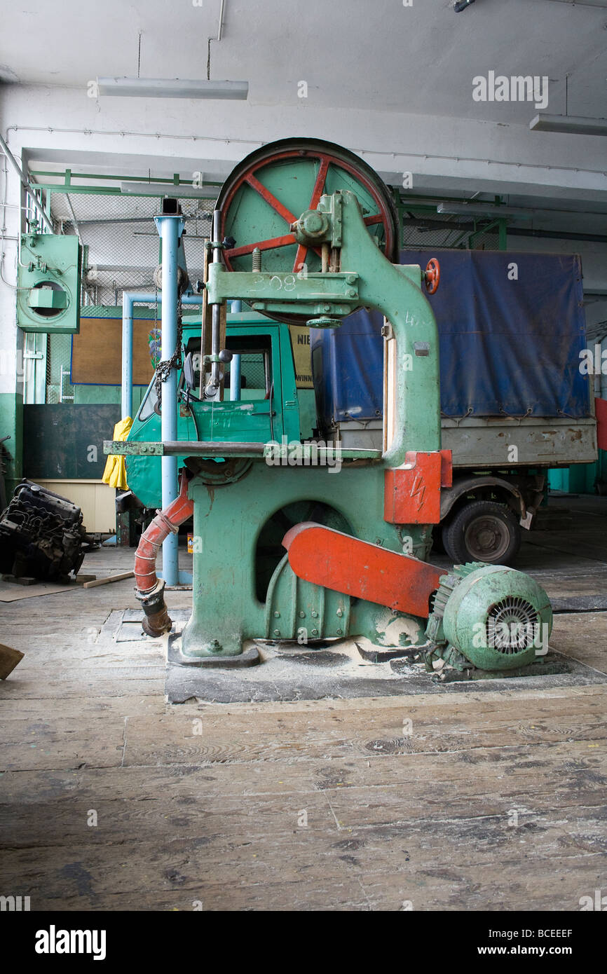 Shipyard hall hi-res stock photography and images - Alamy