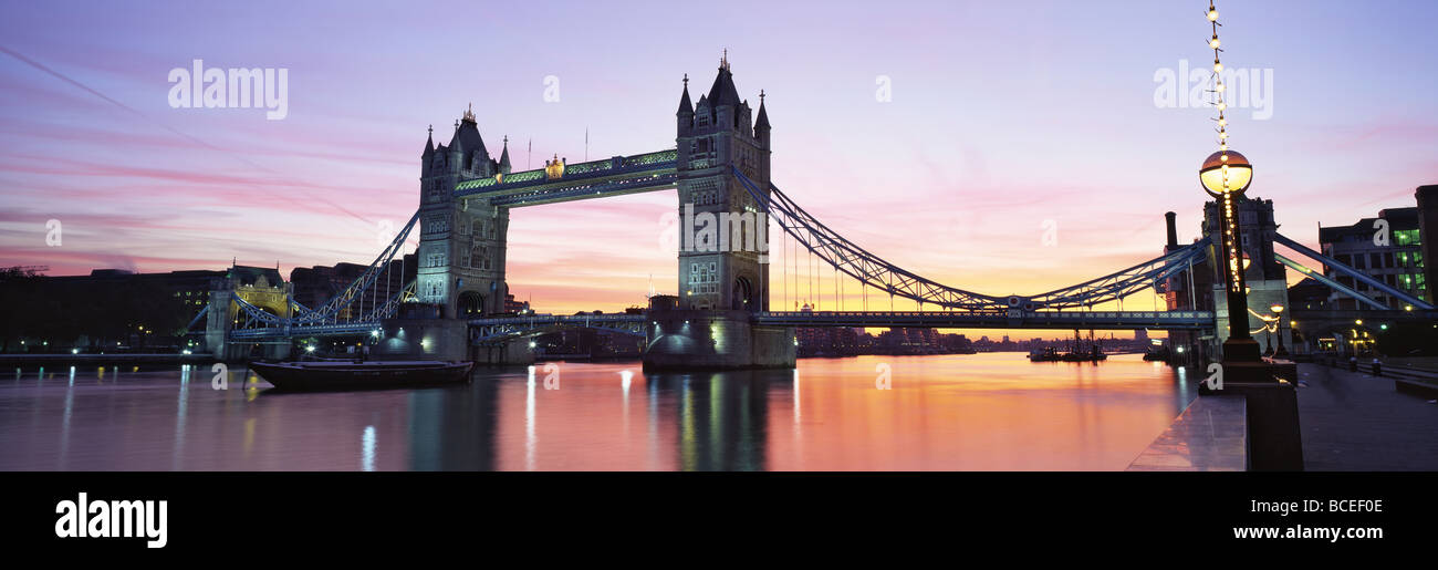 Panoramic view of Tower Bridge at sunrise, London Stock Photo - Alamy