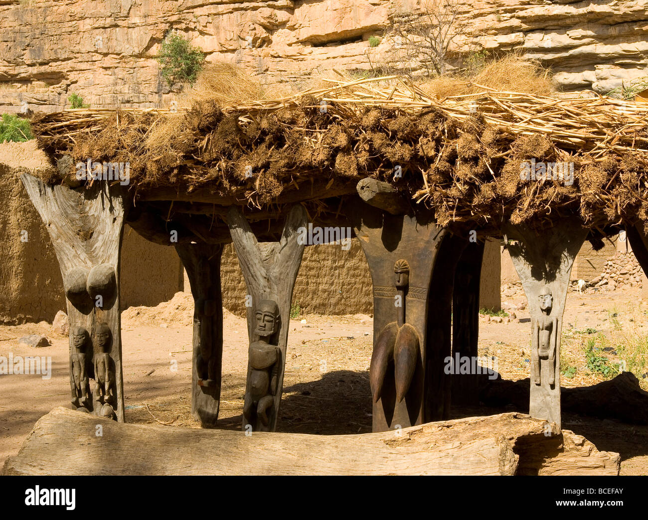 Toguna hi-res stock photography and images - Alamy