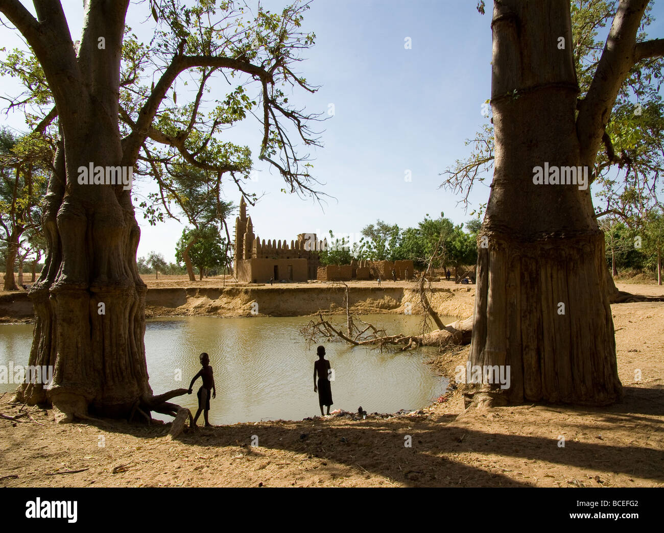 Mali. Sahel. Dogon land. Village in the Cliffs of Bandiagara. Unesco ...