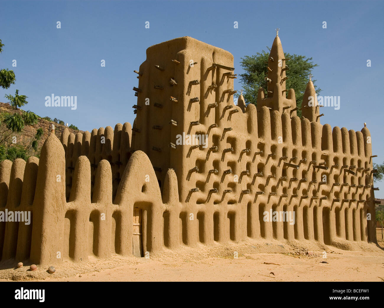 Mali adobe dogon hi-res stock photography and images - Alamy