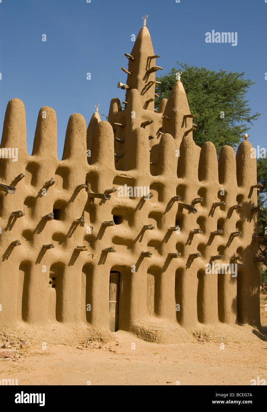 Mali traditional sudanese architecture hi-res stock photography and ...