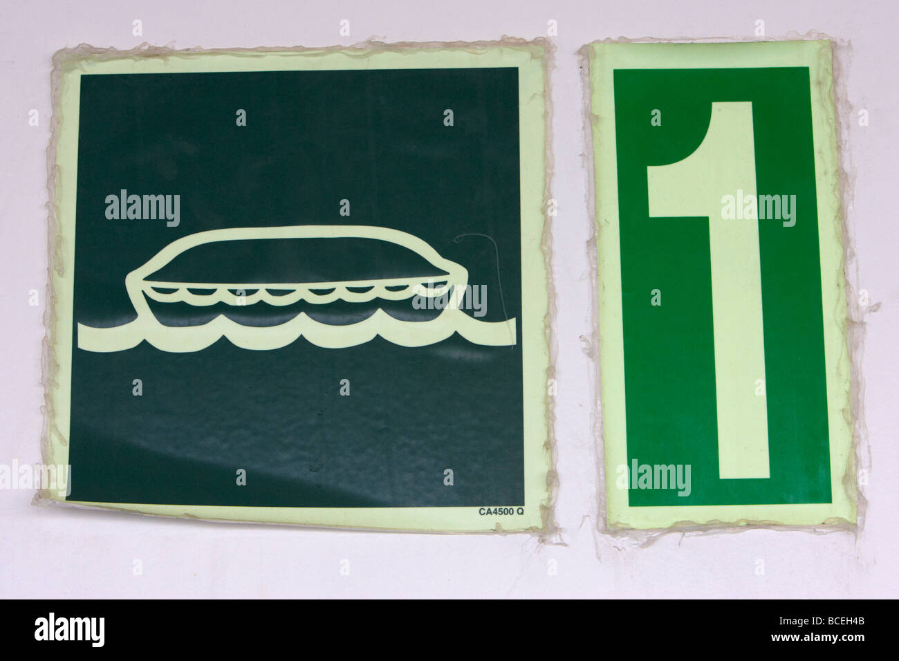 Ship markings hi-res stock photography and images - Alamy