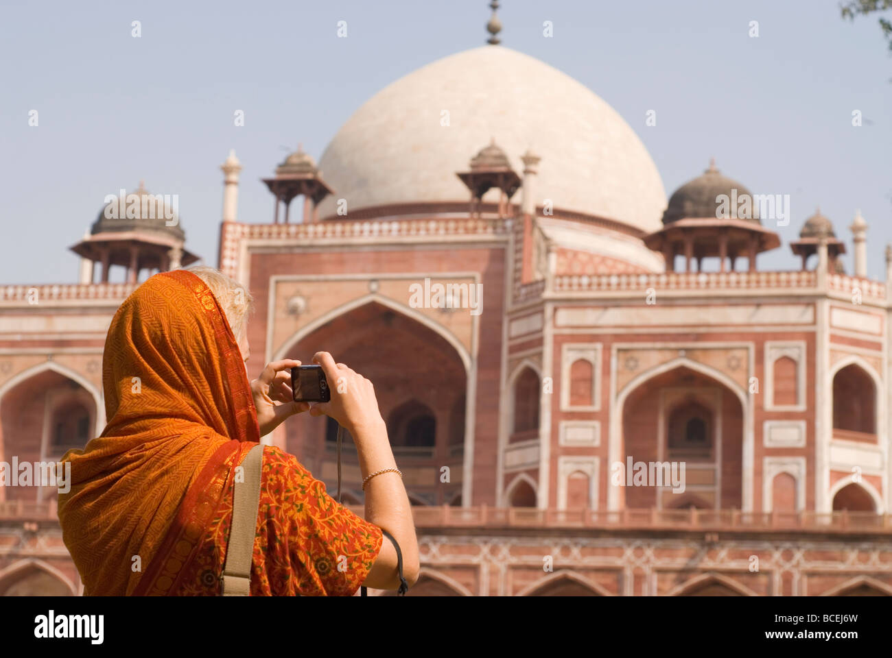 Humayun's tomb hi-res stock photography and images - Alamy