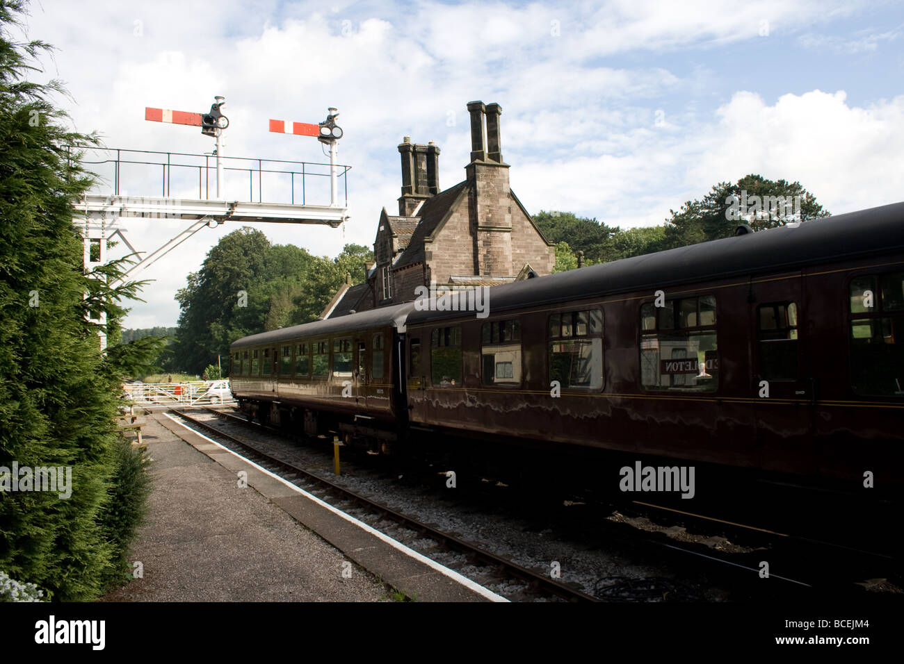 Cheddleton Restored Railway Station Stock Photo - Alamy