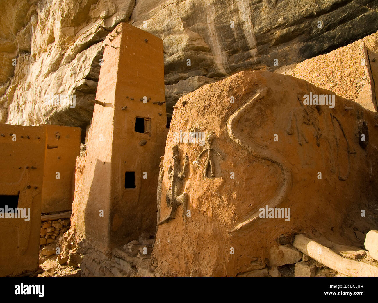Mali. Sahel. Dogon Land. Village of Ende. Traditional architecture ...