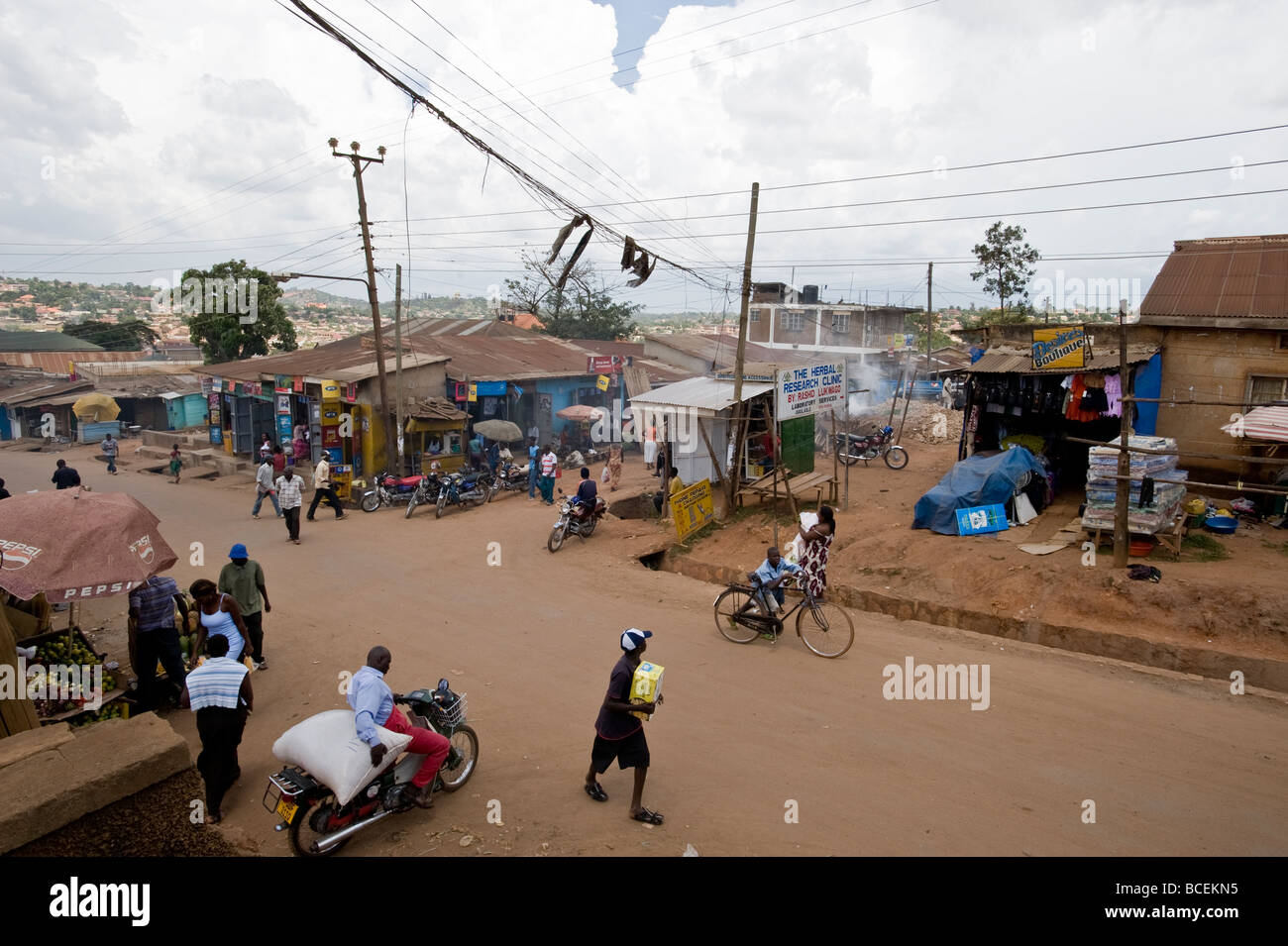 Uganda kampala slum hi-res stock photography and images - Alamy