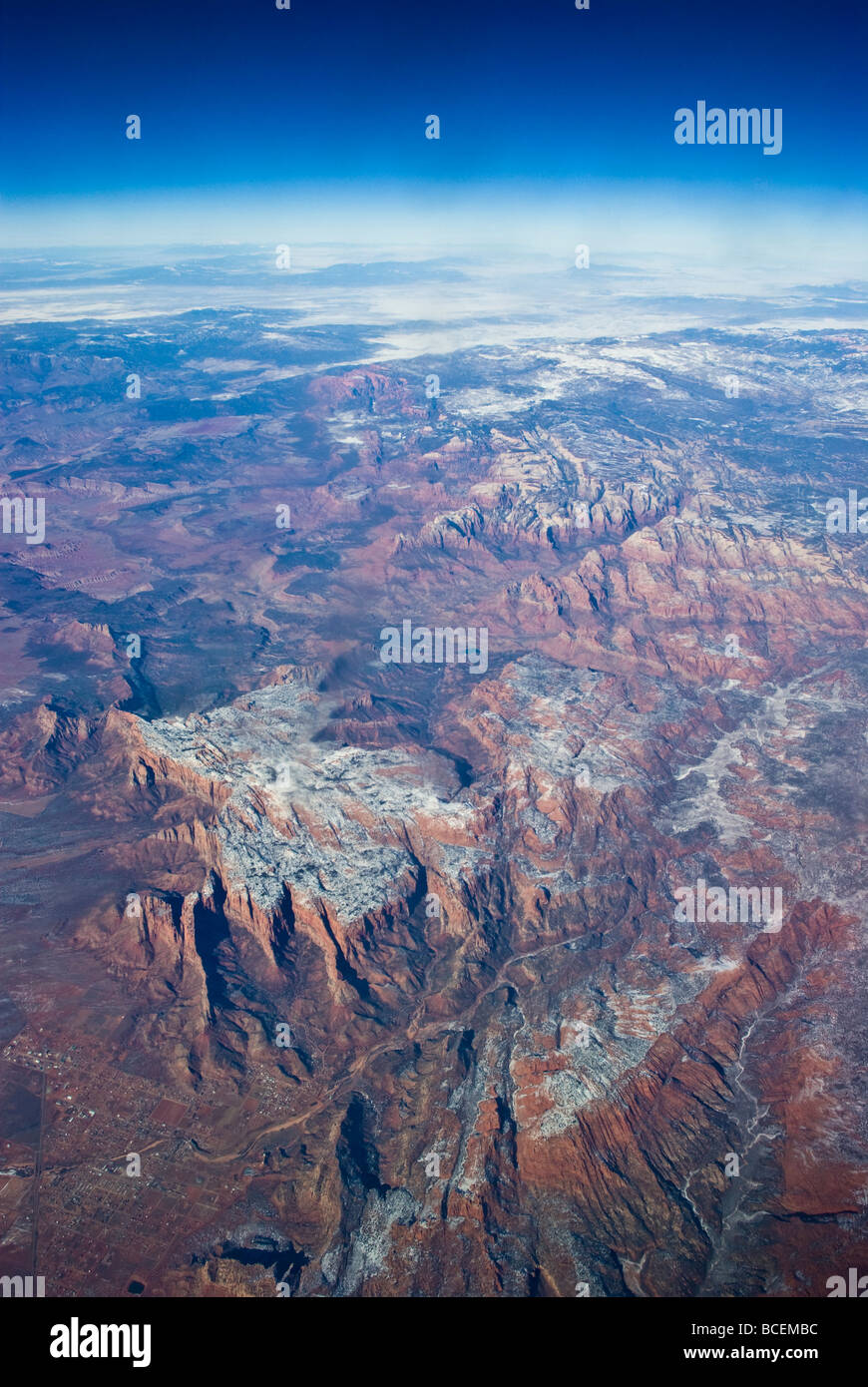 Altitude view hi-res stock photography and images - Alamy