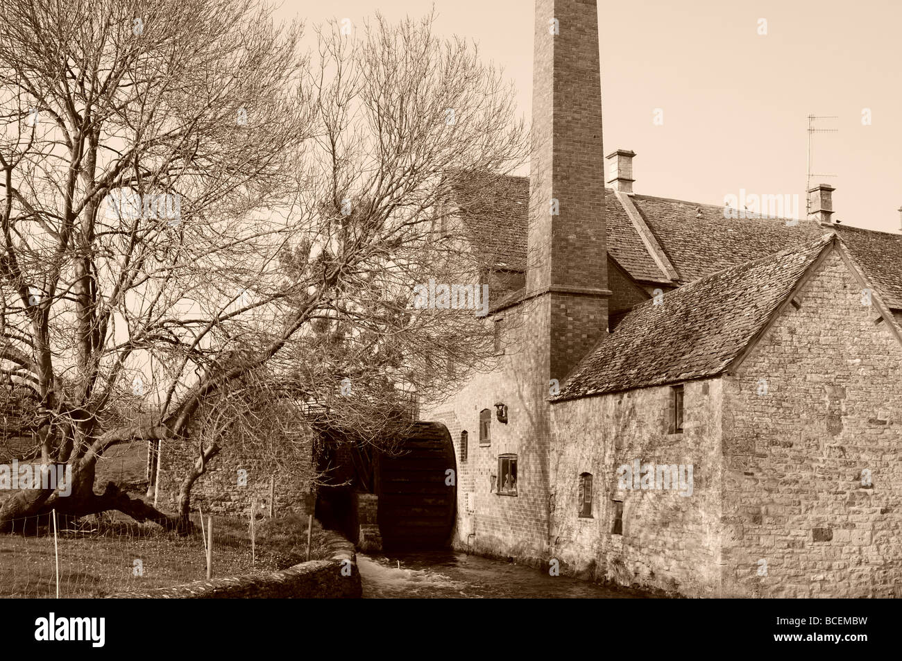The Old Water Mill, Lower Slaughter, Gloucestershire, England Stock ...