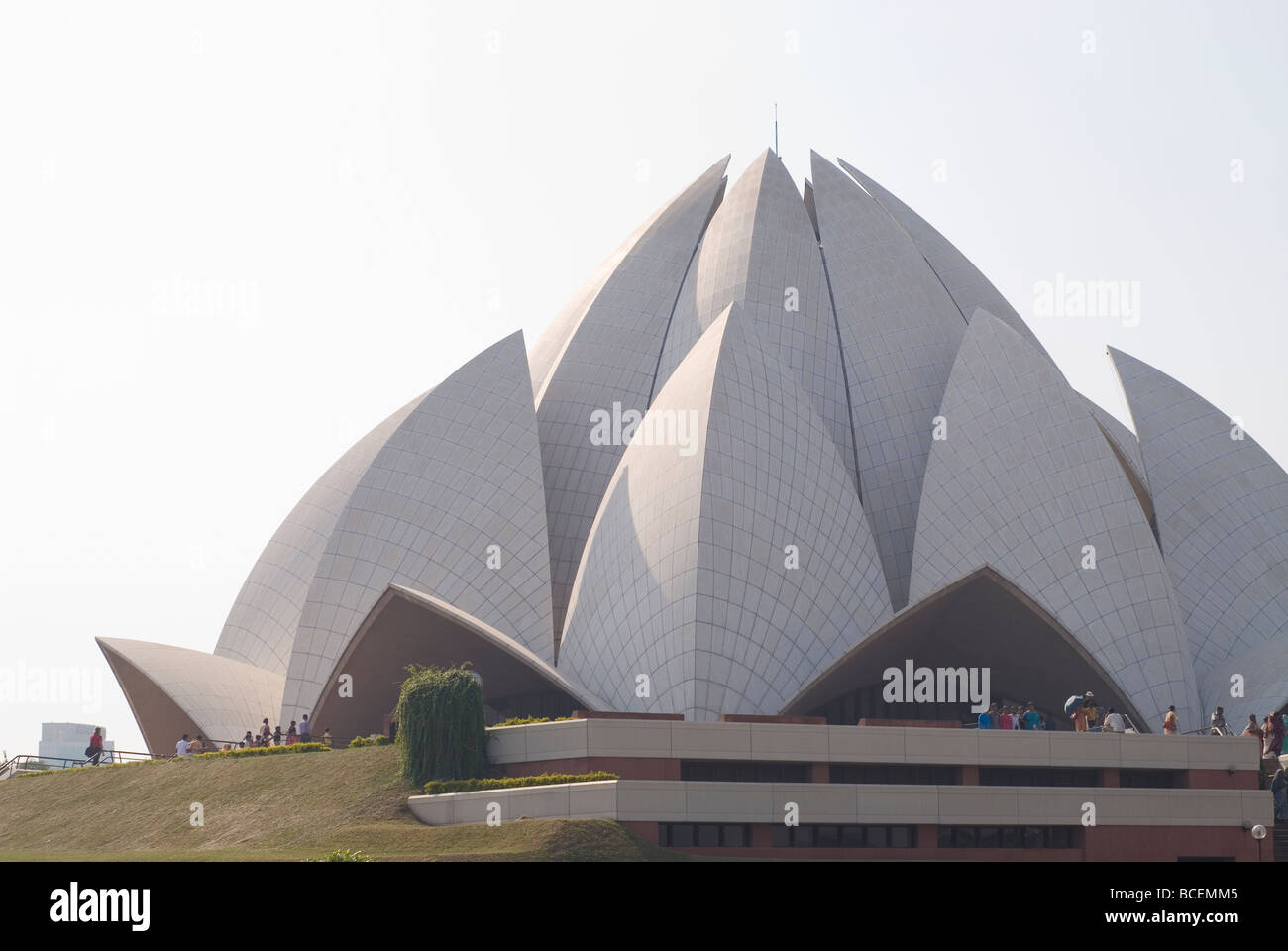 Bahai House of Worship or Lotus temple in New Delhi, India Stock Photo ...