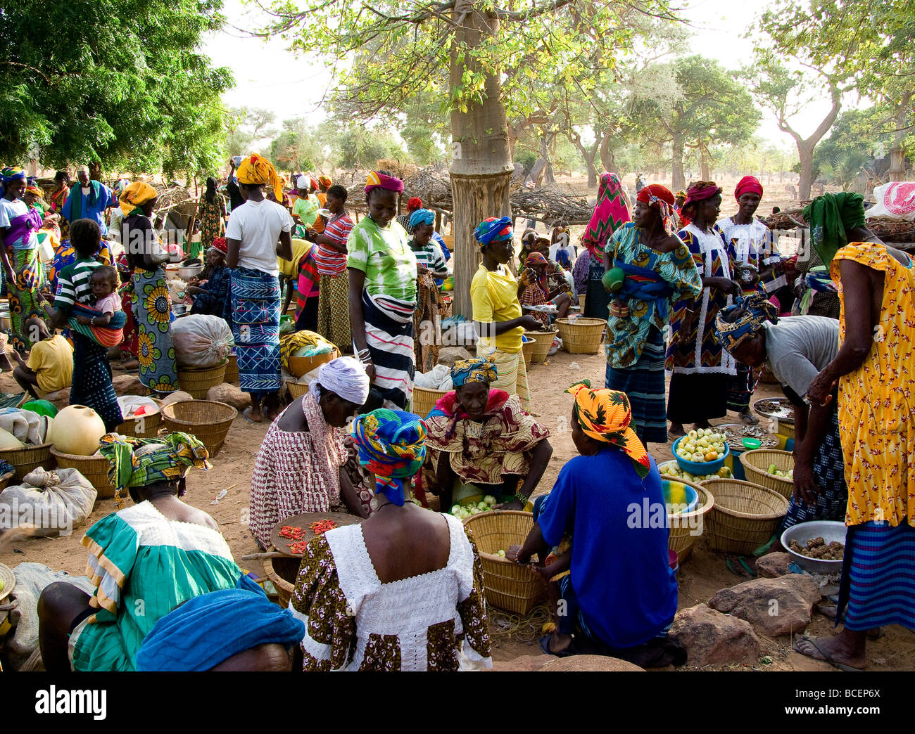Mali dogon women tribe hi-res stock photography and images - Alamy