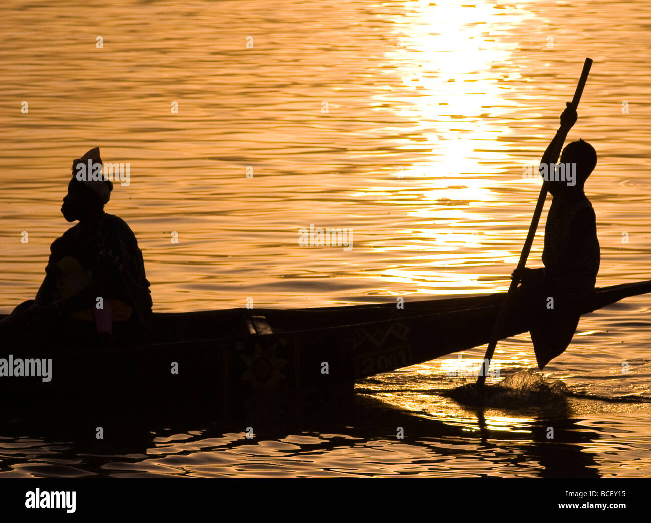 Mali. Sahel. Niger River. Port of Moptí. Traditionals boats. Transport ...