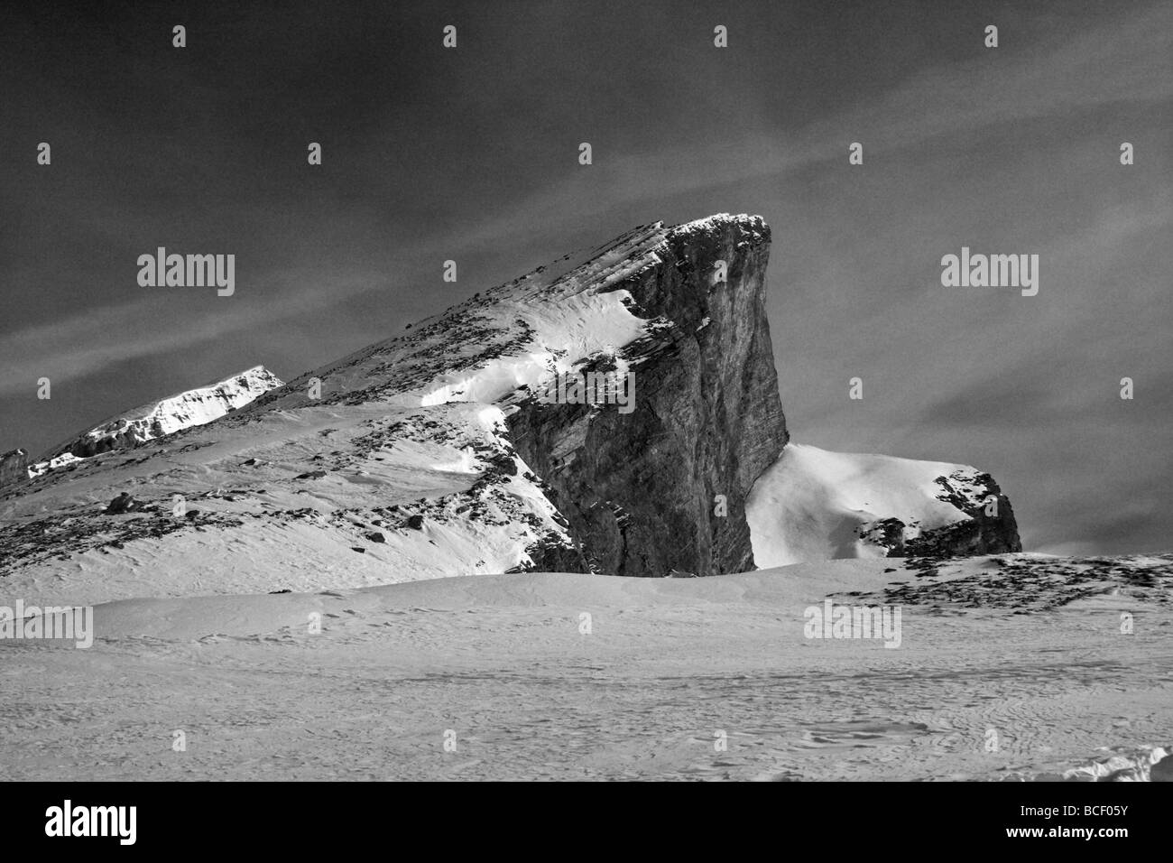 Windswept mountain hi-res stock photography and images - Alamy