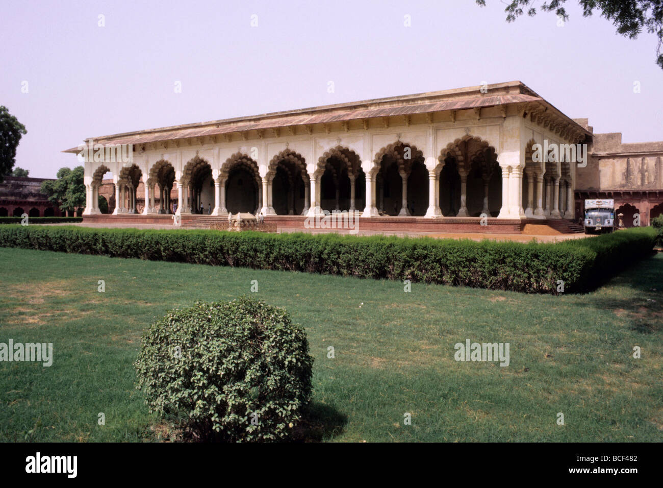 india agra fort Stock Photo - Alamy