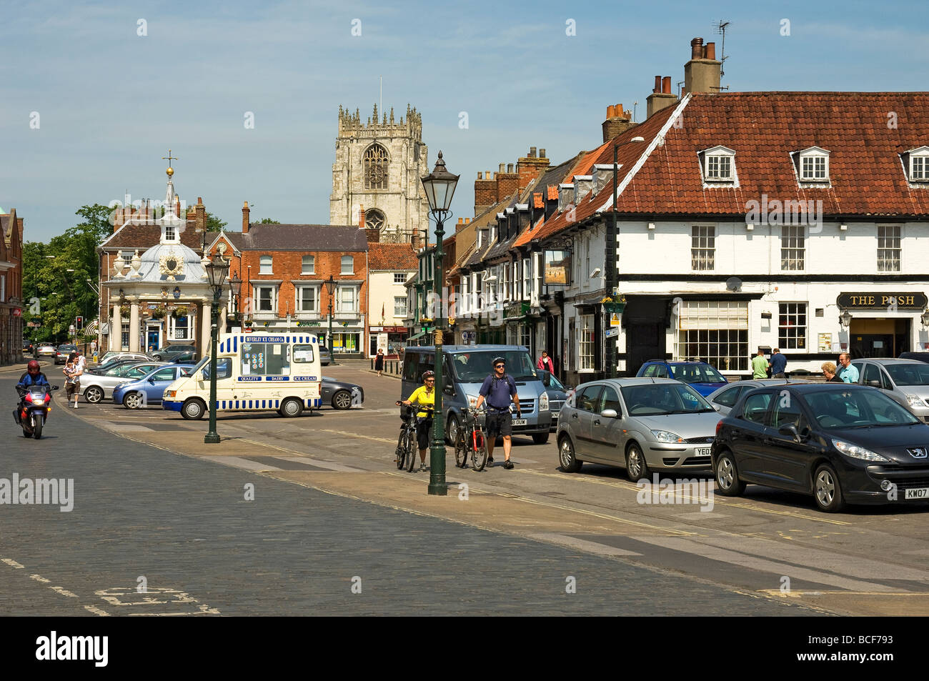 Beverley Saturday Market Square Stock Photos & Beverley Saturday Market ...