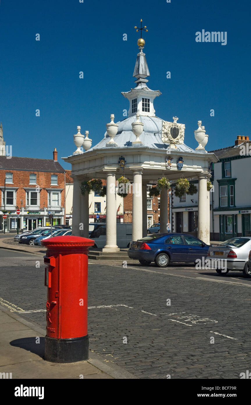 Market Cross in summer Saturday Market Beverley East Yorkshire England ...