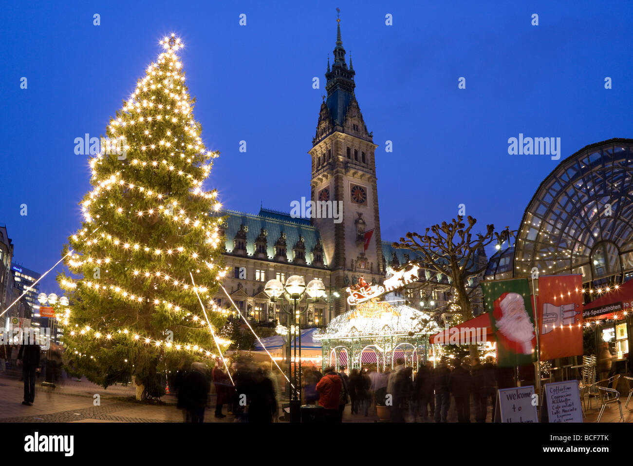 Christmas Market, Rathaus, Hamburg, State of Hamburg, Germany Stock ...