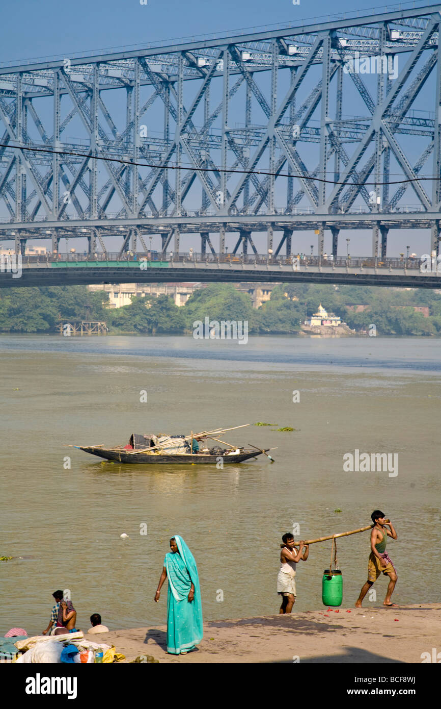 India, West Bengal, Kolkata, Calcutta, Ghat near Hooghly bridge, People ...
