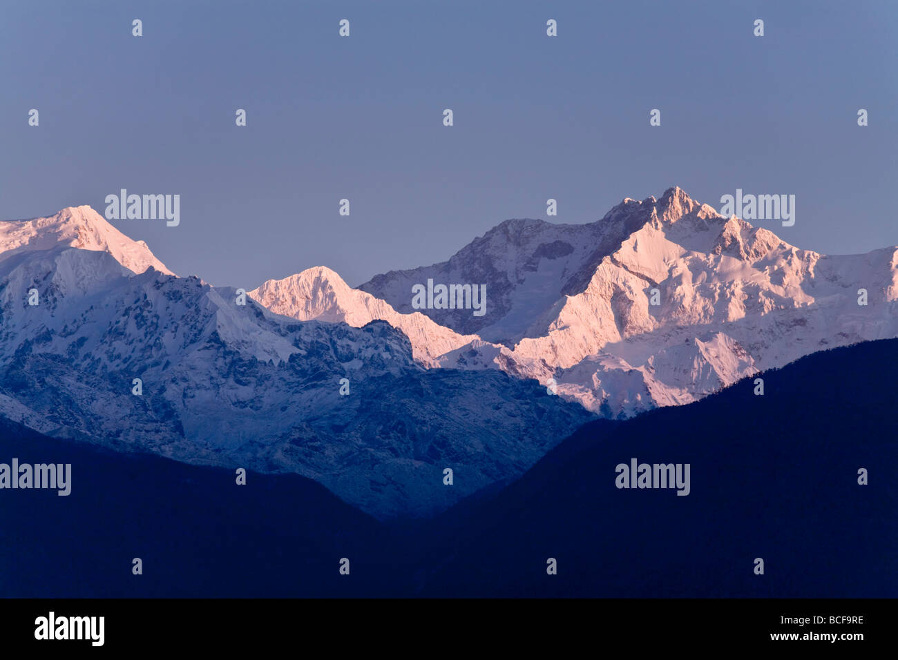 Upper pelling hi-res stock photography and images - Alamy