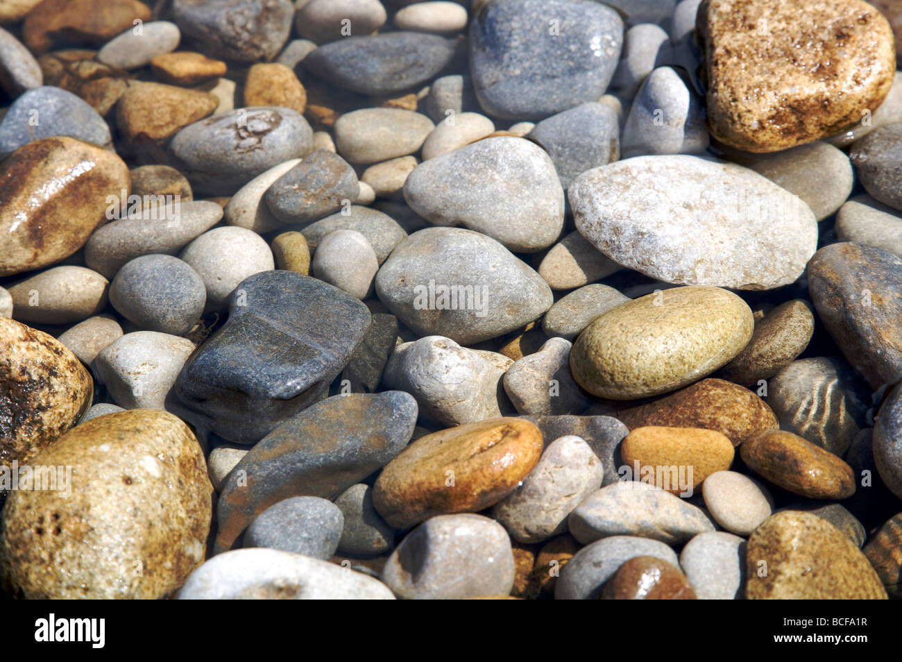 Water worn pebbles hi-res stock photography and images - Alamy