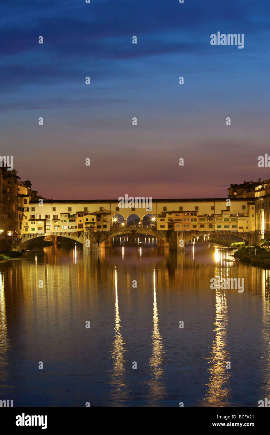 Ponte Vecchio, Arno River, Florence, Italy Stock Photo - Alamy